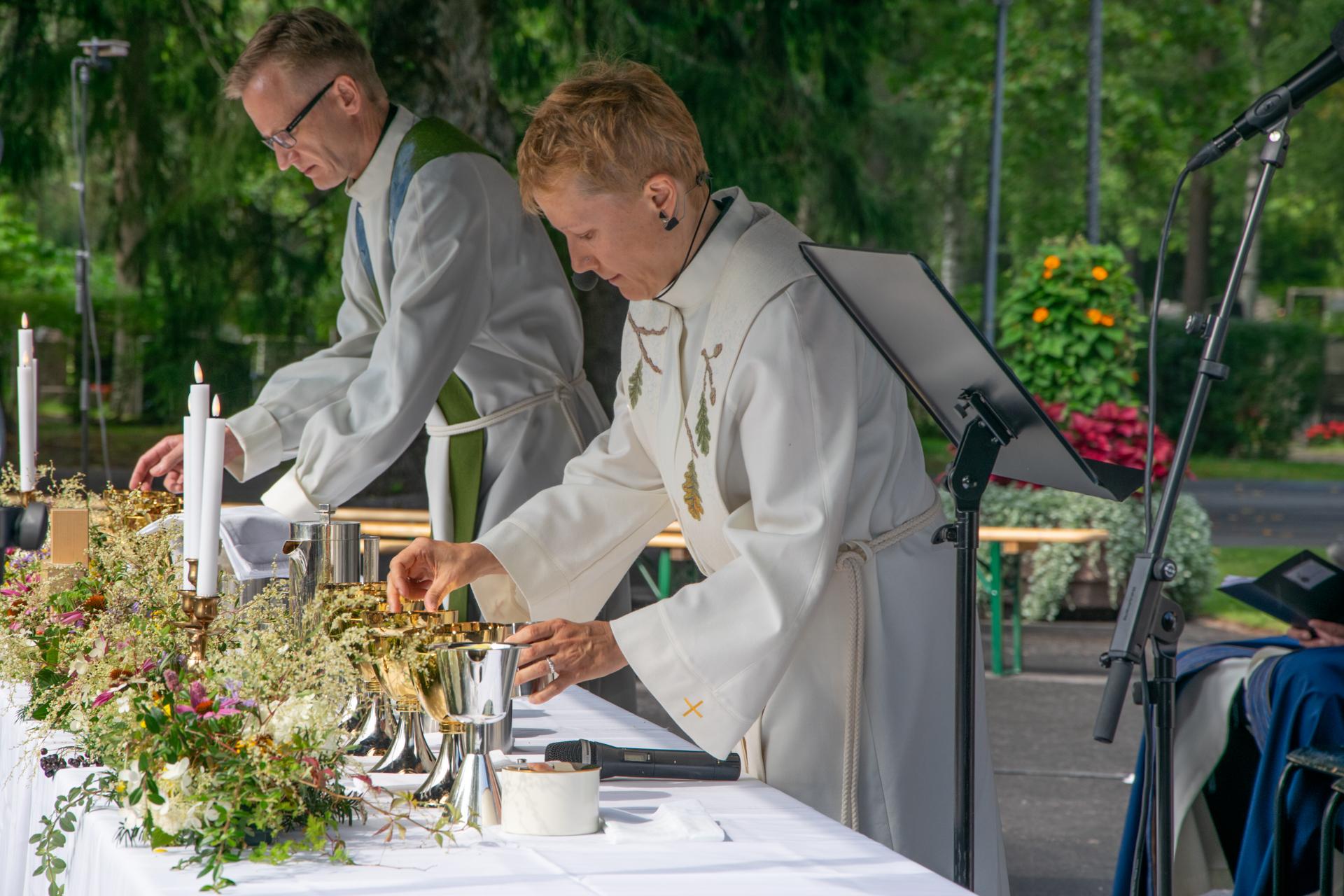 Ehtoollinen Malmin kappeli 100v. juhmamessu